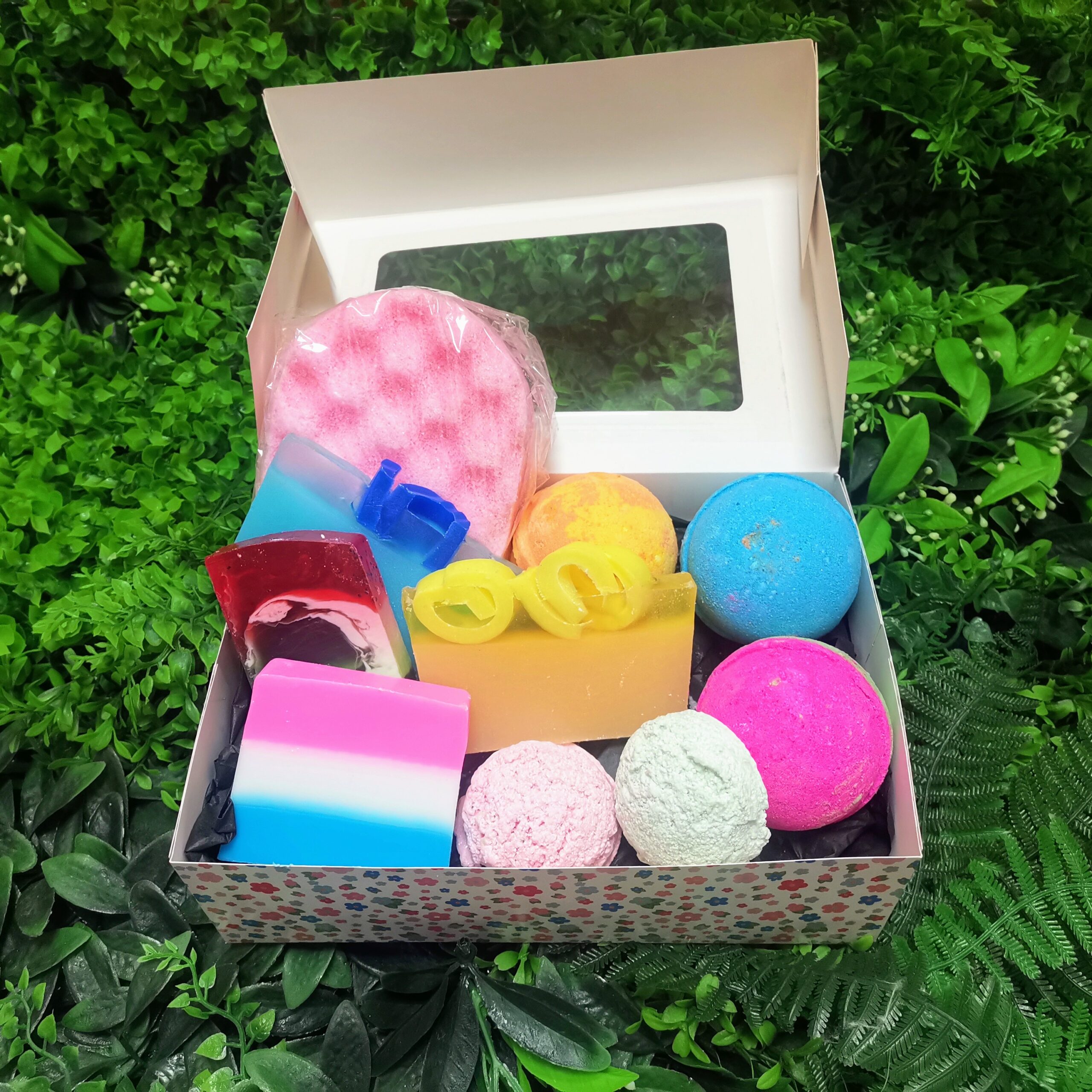 SUPER FUN GIFT BOXES £40 - Bubble Den